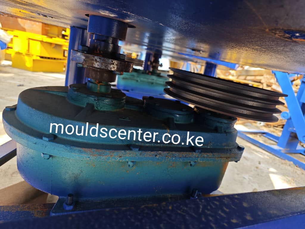 Pan mixer reducer - Moulds Center Ltd
